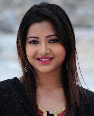 Shweta Basu Prasad Biography, Wiki Detail, Age, Height, Personal Life